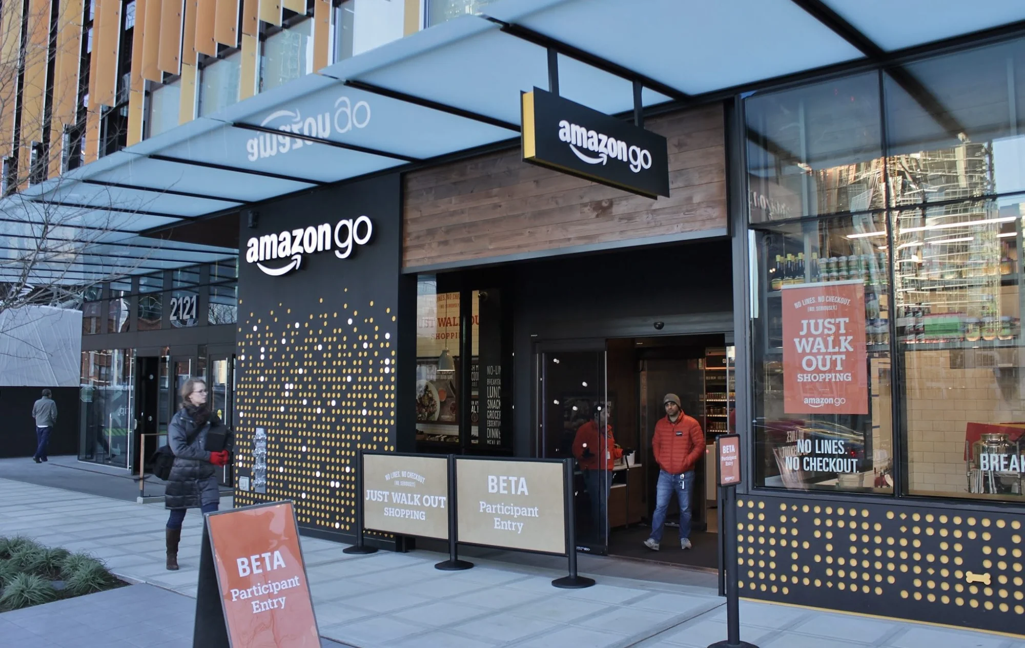 Understanding The AI behind Amazon Go | Analytics India Magazine